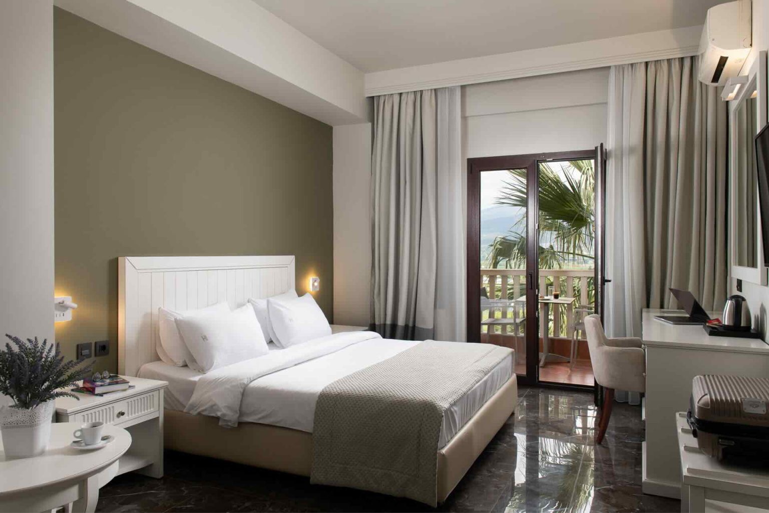 Ξενοδοχεία Αεροδρόμιο Θεσσαλονίκη | Heaven Hotel